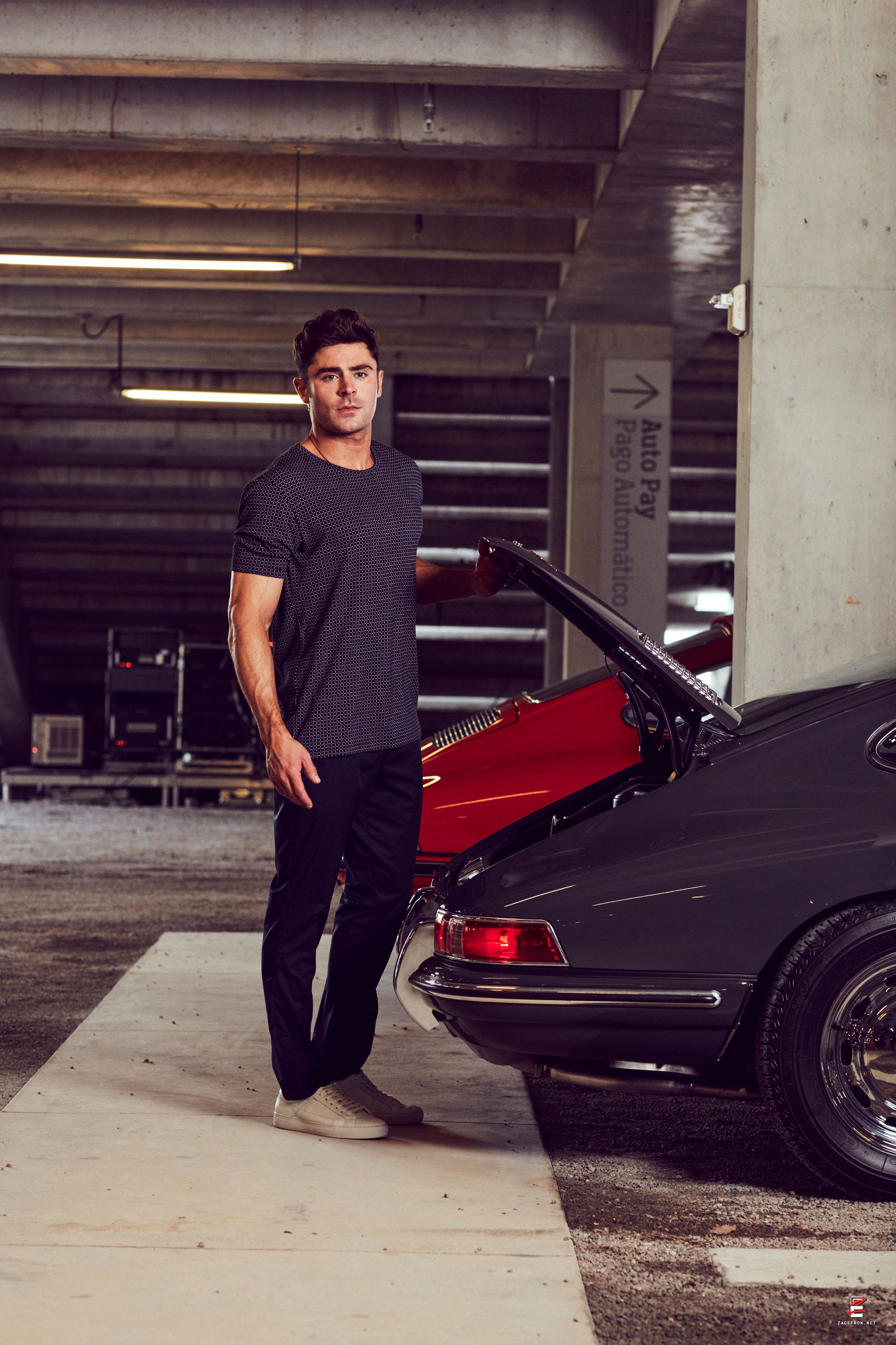 Session 02 | GQ Mexico - 0506 - Efron Experience - Photo Gallery